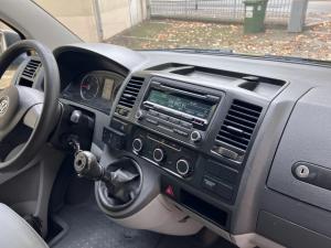Yellow Volkswagen Transporter 2014 in Riga, with an engine capacity of 2.00 L and mileage of 191 thousand km for 9450 €, photo 32 on AUTOMOTO.COM.LV