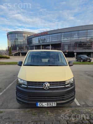 Yellow Volkswagen Transporter 2017 in Riga, with an engine capacity of 2.00 L and mileage of 248 thousand km for 9900 €, photo 3 on AUTOMOTO.COM.LV