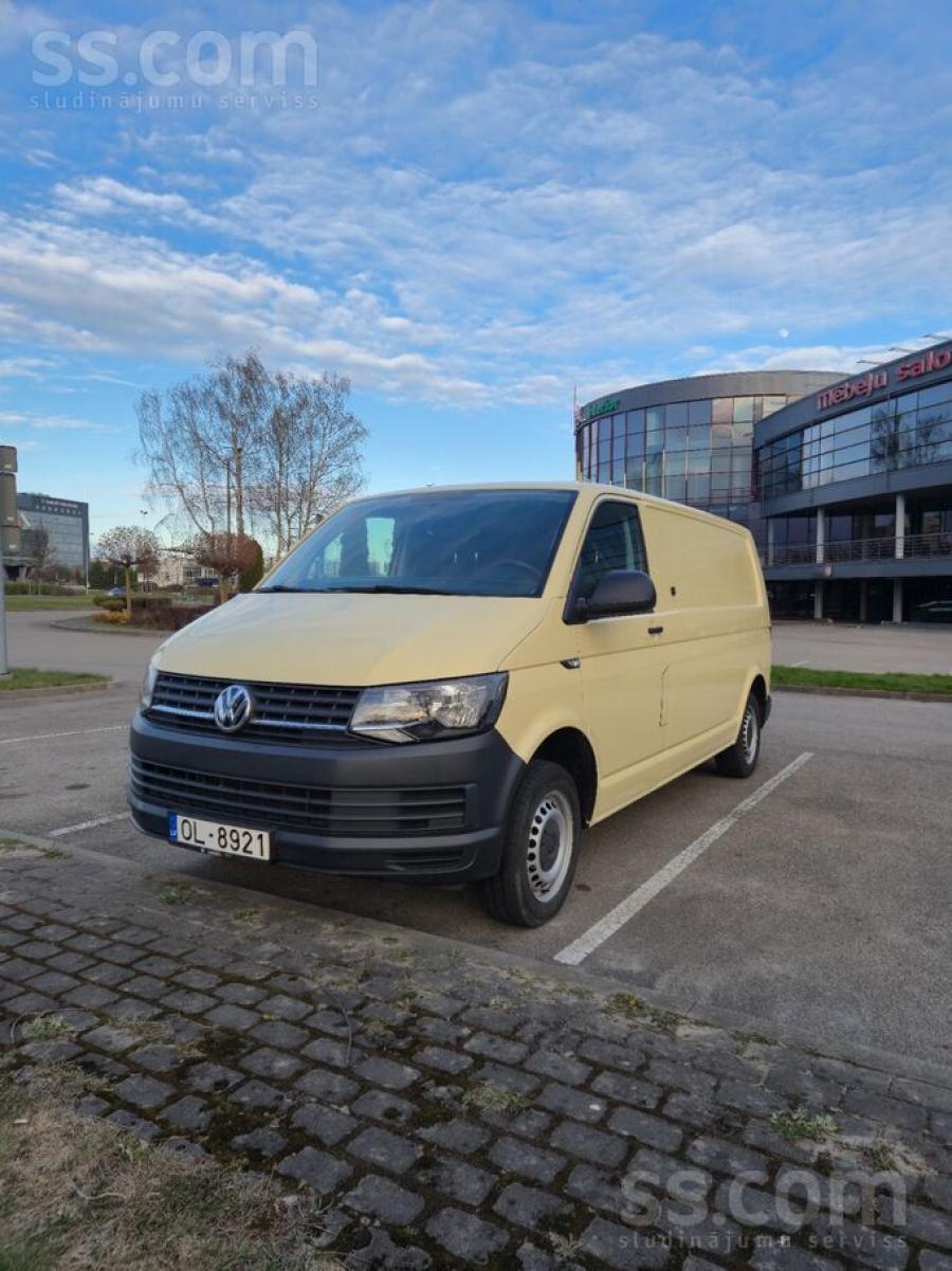 Yellow Volkswagen Transporter 2017 in Riga, with an engine capacity of 2.00 L and mileage of 248 thousand km for 9900 €, photo 6 on AUTOMOTO.COM.LV