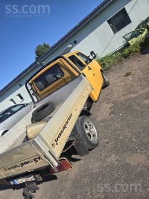 Dzeltens Volkswagen Transporter 1998 Daugavpils, ar dzinēja tilpumu 2.50 L un nobraukumu 664 tūkst. km par 2500 €, foto 5 vietnē AUTOMOTO.COM.LV