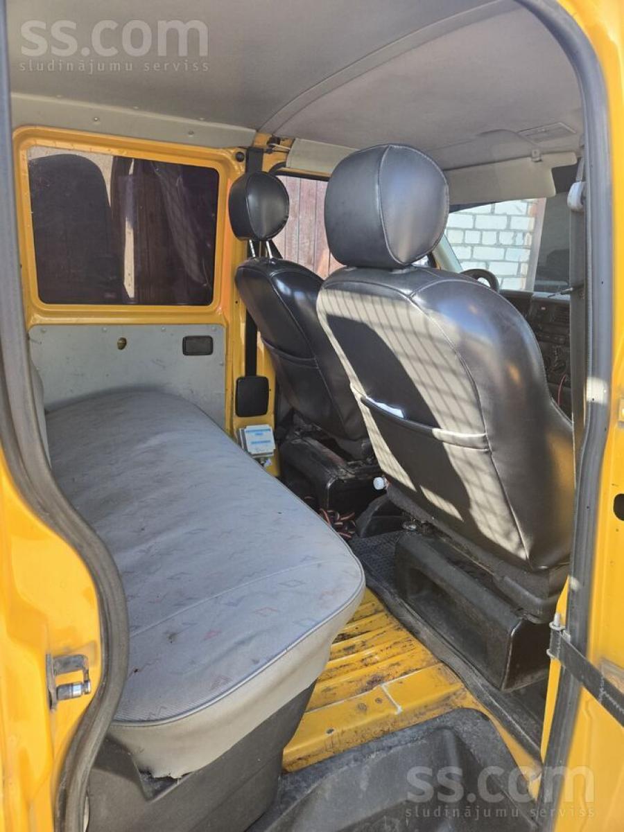 Dzeltens Volkswagen Transporter 1998 Daugavpils, ar dzinēja tilpumu 2.50 L un nobraukumu 664 tūkst. km par 2500 €, foto 10 vietnē AUTOMOTO.COM.LV