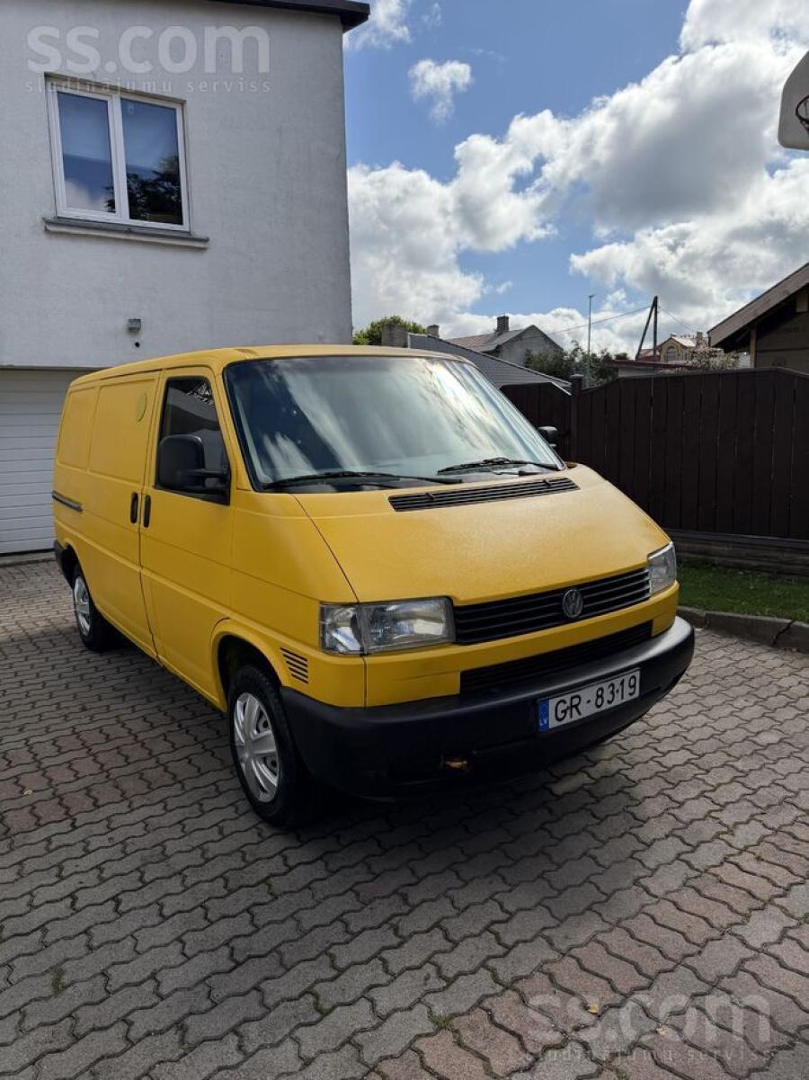 Yellow Volkswagen Transporter 1998 in Liepaja, with an engine capacity of 1.90 L and mileage of 328 thousand km for 1950 €, photo 3 on AUTOMOTO.COM.LV