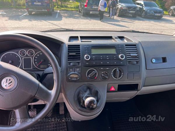 Yellow Volkswagen Transporter 2007 in Tallinn, with an engine capacity of 2.50 L and mileage of 419 thousand km for 4000 €, photo 5 on AUTOMOTO.COM.LV