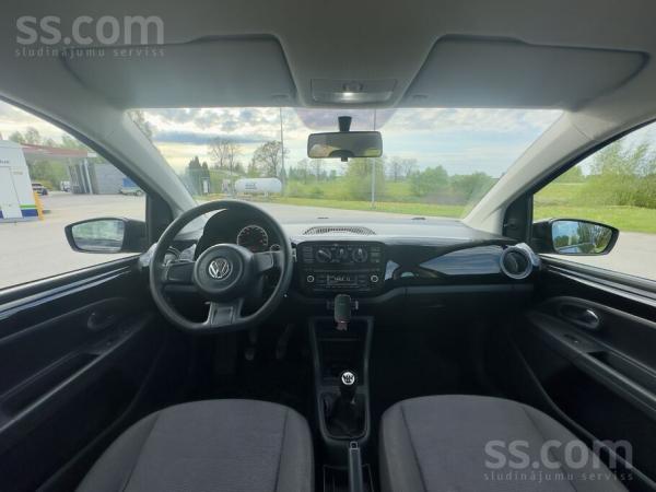 Black Volkswagen Up 2013 in Riga, with an engine capacity of 1.00 L and mileage of 179 thousand km for 3300 €, photo 9 on AUTOMOTO.COM.LV