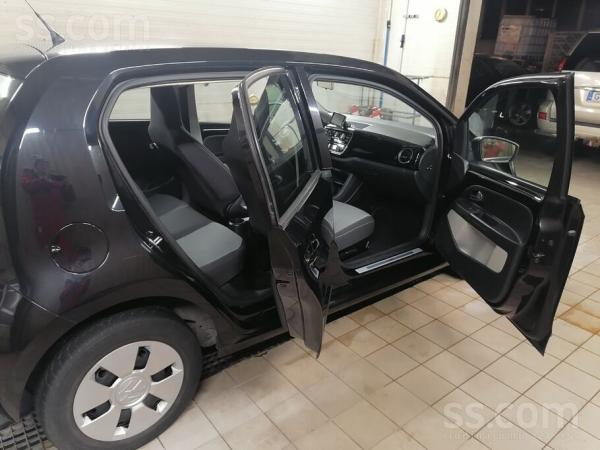 Melns Volkswagen Up 2014 Valmiera, ar dzinēja tilpumu 1.00 L un nobraukumu 120 tūkst. km par 6400 €, foto 6 vietnē AUTOMOTO.COM.LV