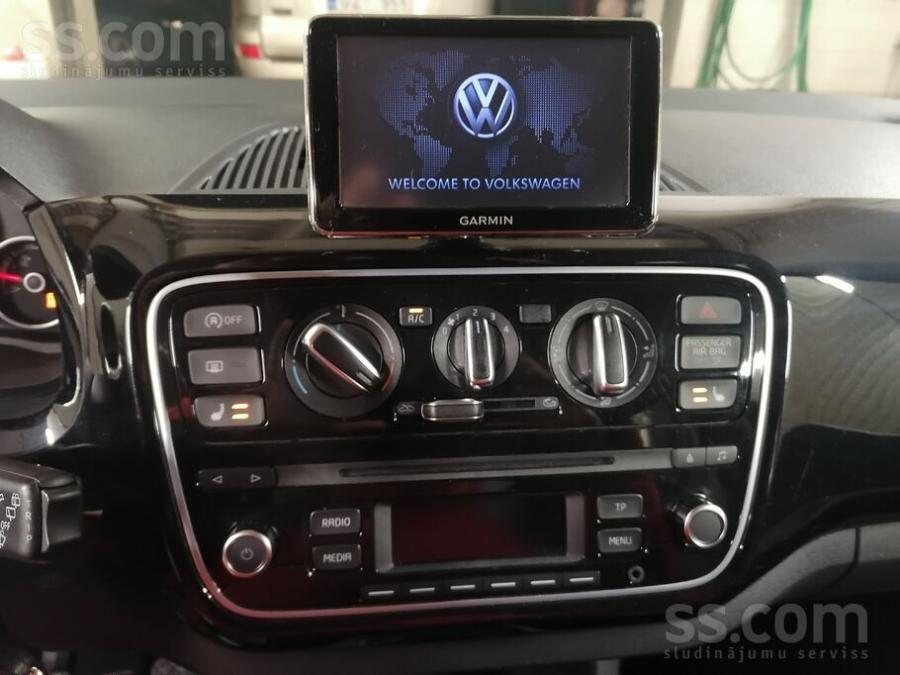 Melns Volkswagen Up 2014 Valmiera, ar dzinēja tilpumu 1.00 L un nobraukumu 120 tūkst. km par 6400 €, foto 13 vietnē AUTOMOTO.COM.LV