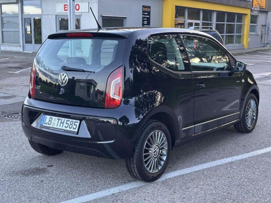 Melns Volkswagen Up 2014 Jonava, ar dzinēja tilpumu 1.00 L un nobraukumu 184 tūkst. km par 3499 €, foto 13 vietnē AUTOMOTO.COM.LV
