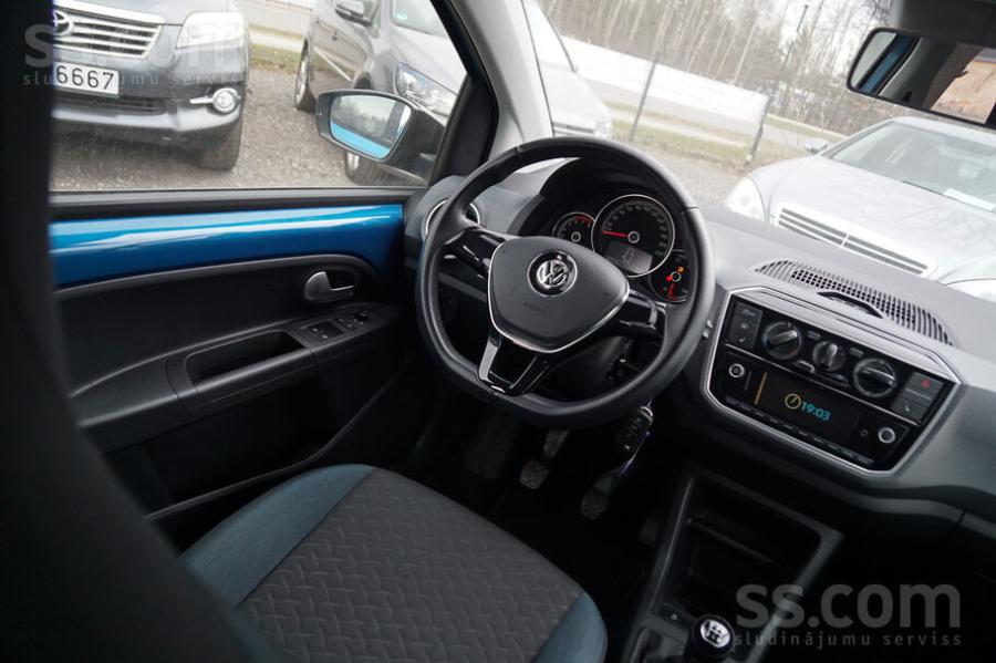 Zils Volkswagen Up 2019 Rīga, ar dzinēja tilpumu 1.00 L un nobraukumu 74 tūkst. km par 8990 €, foto 8 vietnē AUTOMOTO.COM.LV
