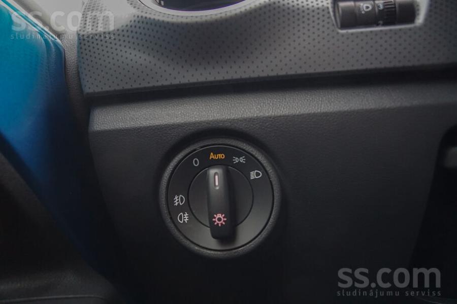 Zils Volkswagen Up 2019 Rīga, ar dzinēja tilpumu 1.00 L un nobraukumu 74 tūkst. km par 8990 €, foto 18 vietnē AUTOMOTO.COM.LV
