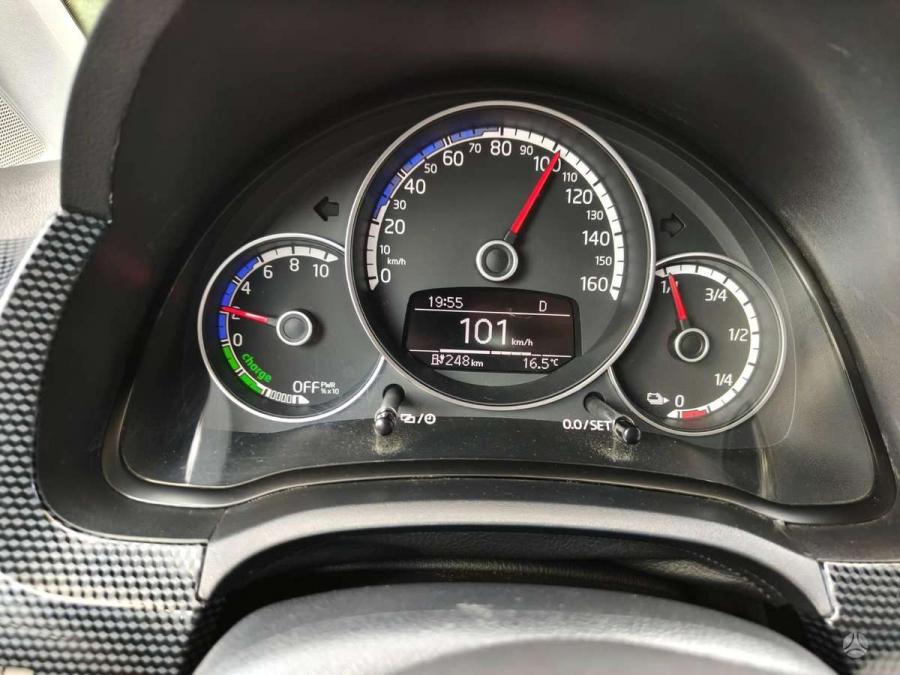 Blue Volkswagen Up 2020 in Vilnius, with an engine capacity of 0.00 L and mileage of 107 thousand km for 8650 €, photo 15 on AUTOMOTO.COM.LV