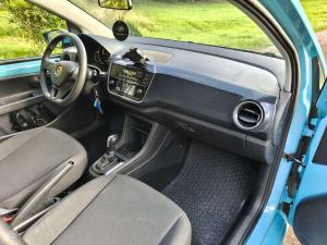 Blue Volkswagen Up 2020 in Vilnius, with an engine capacity of 0.00 L and mileage of 107 thousand km for 8650 €, photo 17 on AUTOMOTO.COM.LV