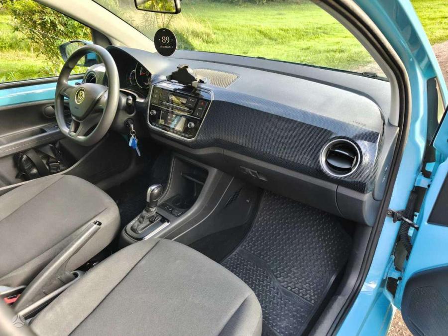 Blue Volkswagen Up 2020 in Vilnius, with an engine capacity of 0.00 L and mileage of 107 thousand km for 8650 €, photo 17 on AUTOMOTO.COM.LV