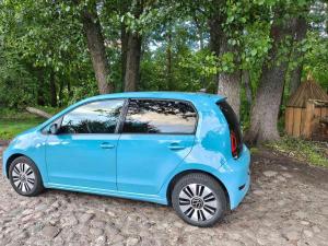 Blue Volkswagen Up 2020 in Vilnius, with an engine capacity of 0.00 L and mileage of 107 thousand km for 8650 €, photo 18 on AUTOMOTO.COM.LV