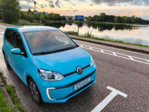 Blue Volkswagen Up 2020 in Vilnius, with an engine capacity of 0.00 L and mileage of 107 thousand km for 8650 €, photo 19 on AUTOMOTO.COM.LV