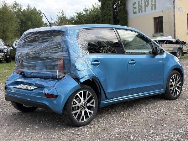Фольксваген Ап 2020 в Укмерге на AUTOMOTO.COM.LV Синий Фольксваген Ап 2020 в Укмерге, объемом двигателя 0.00 л и пробегом 77 тыс. км за 3400 €, фото 6 на AUTOMOTO.COM.LV