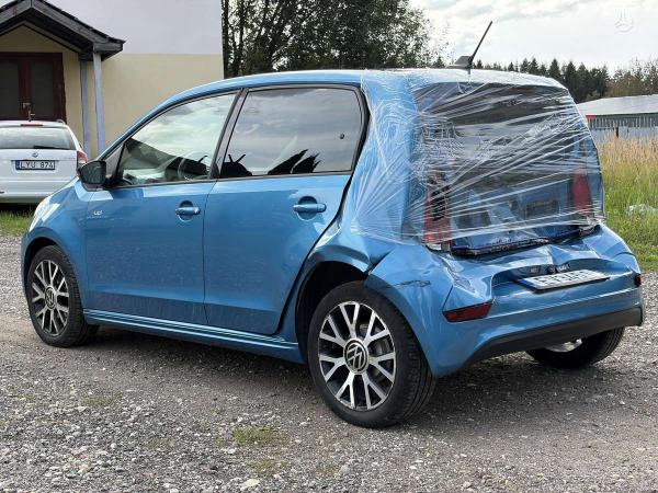 Фольксваген Ап 2020 в Укмерге на AUTOMOTO.COM.LV Синий Фольксваген Ап 2020 в Укмерге, объемом двигателя 0.00 л и пробегом 77 тыс. км за 3400 €, фото 8 на AUTOMOTO.COM.LV