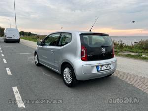 Pelēks Volkswagen Up 2012 Tallina, ar dzinēja tilpumu 1.00 L un nobraukumu 35 tūkst. km par 6490 €, foto 7 vietnē AUTOMOTO.COM.LV