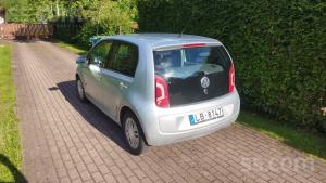Volkswagen Up 2013 in Riga, with an engine capacity of 1.00 L and mileage of 169 thousand km for 4200 €, photo 4 on AUTOMOTO.COM.LV
