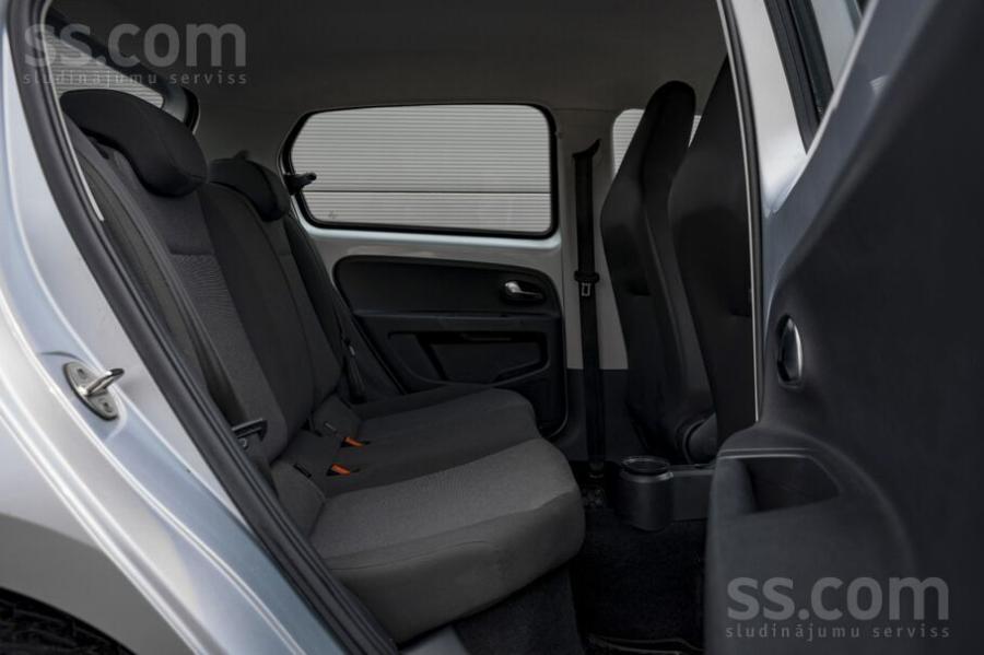 Volkswagen Up 2014 in Riga, with an engine capacity of 1.00 L and mileage of 193 thousand km for 3750 €, photo 12 on AUTOMOTO.COM.LV