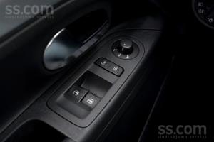 Volkswagen Up 2014 in Riga, with an engine capacity of 1.00 L and mileage of 193 thousand km for 3750 €, photo 14 on AUTOMOTO.COM.LV
