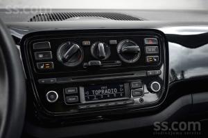 Volkswagen Up 2014 in Riga, with an engine capacity of 1.00 L and mileage of 193 thousand km for 3750 €, photo 22 on AUTOMOTO.COM.LV