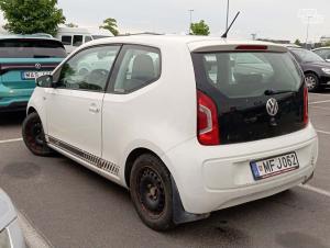 Volkswagen Up 2014 in Vilnius, with an engine capacity of 1.00 L and mileage of 209 thousand km for 900 €, photo 5 on AUTOMOTO.COM.LV