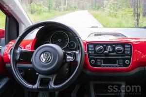 Red Volkswagen Up 2012 in Jurmala, with an engine capacity of 1.00 L and mileage of 185 thousand km for 1500 €, photo 5 on AUTOMOTO.COM.LV