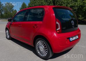 Sarkans Volkswagen Up 2013 Rīga, ar dzinēja tilpumu 1.00 L un nobraukumu 196 tūkst. km par 2200 €, foto 3 vietnē AUTOMOTO.COM.LV