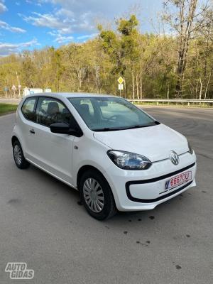Balts Volkswagen Up 2013 Kauņa, ar dzinēja tilpumu 1.00 L un nobraukumu 205 tūkst. km par 2400 €, foto  vietnē AUTOMOTO.COM.LV