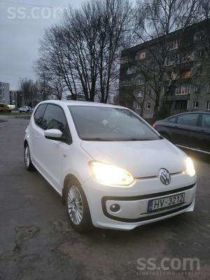 Balts Volkswagen Up 2012 Rīga, ar dzinēja tilpumu 1.00 L un nobraukumu 256 tūkst. km par 1880 €, foto 2 vietnē AUTOMOTO.COM.LV