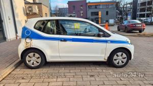 Balts Volkswagen Up 2013 Rīga, ar dzinēja tilpumu 1.00 L un nobraukumu 227 tūkst. km par 2100 €, foto 5 vietnē AUTOMOTO.COM.LV