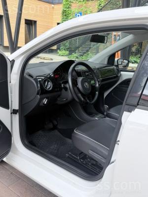 White Volkswagen Up 2013 in Ogre, with an engine capacity of 1.00 L and mileage of 130 thousand km for 4500 €, photo 6 on AUTOMOTO.COM.LV