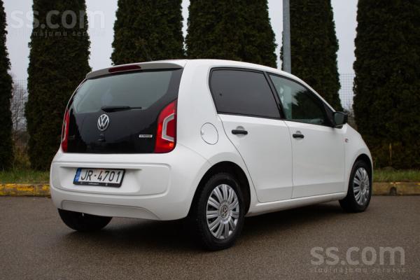 Balts Volkswagen Up 2014 Jelgava, ar dzinēja tilpumu 1.00 L un nobraukumu 98 tūkst. km par 5300 €, foto 6 vietnē AUTOMOTO.COM.LV