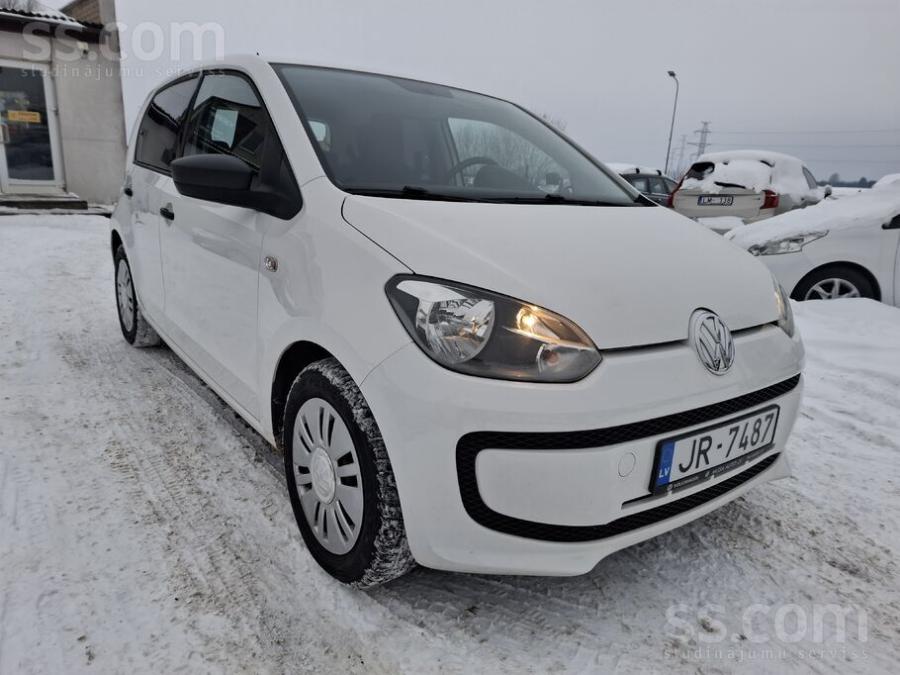 Balts Volkswagen Up 2014 Talsi, ar dzinēja tilpumu 1.00 L un nobraukumu 64 tūkst. km par 4900 €, foto 1 vietnē AUTOMOTO.COM.LV