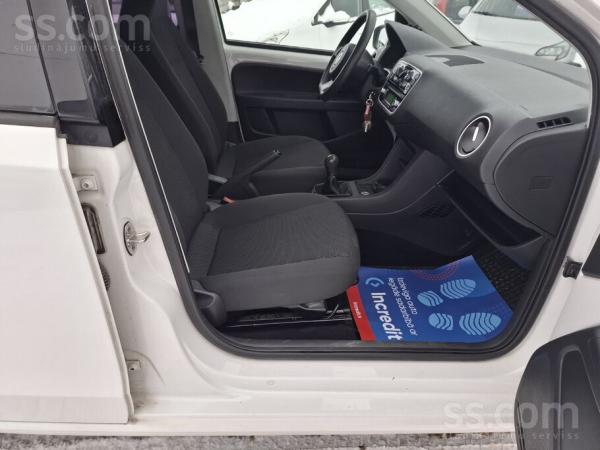 Balts Volkswagen Up 2014 Talsi, ar dzinēja tilpumu 1.00 L un nobraukumu 64 tūkst. km par 4900 €, foto 9 vietnē AUTOMOTO.COM.LV