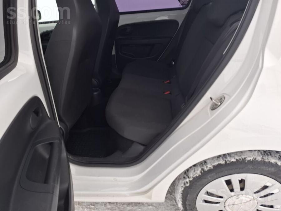 Balts Volkswagen Up 2014 Talsi, ar dzinēja tilpumu 1.00 L un nobraukumu 64 tūkst. km par 4900 €, foto 13 vietnē AUTOMOTO.COM.LV