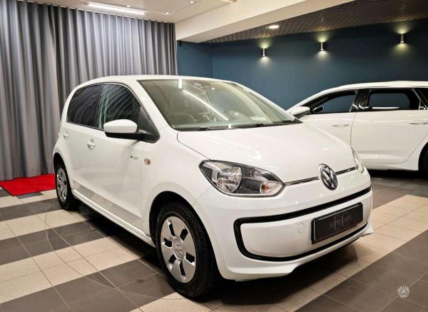 Balts Volkswagen Up 2014 Rīga, ar dzinēja tilpumu 0.00 L un nobraukumu 84 tūkst. km par 4990 €, foto 3 vietnē AUTOMOTO.COM.LV