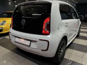 Balts Volkswagen Up 2014 Rīga, ar dzinēja tilpumu 0.00 L un nobraukumu 84 tūkst. km par 4990 €, foto 20 vietnē AUTOMOTO.COM.LV