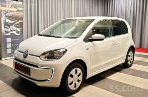 Balts Volkswagen Up 2014 Rīga, ar dzinēja tilpumu 1.00 L un nobraukumu 84 tūkst. km par 4990 €, foto  vietnē AUTOMOTO.COM.LV