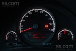Белый Фольксваген Ап 2014 в Елгава, объемом двигателя 1.00 л и пробегом 121 тыс. км за 3800 €, фото 13 на AUTOMOTO.COM.LV
