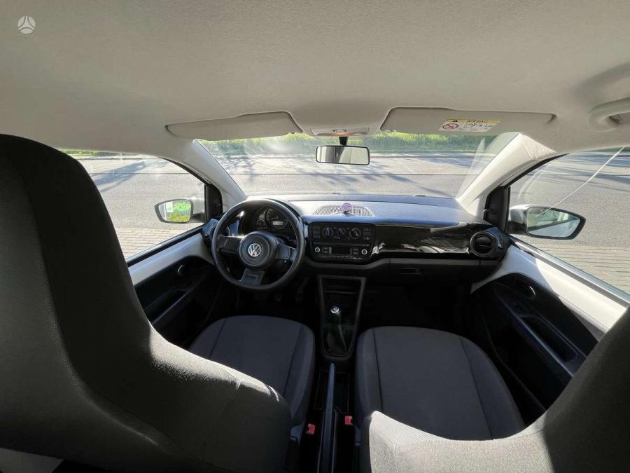 White Volkswagen Up 2014 in Vilnius, with an engine capacity of 1.00 L and mileage of 185 thousand km for 3900 €, photo 12 on AUTOMOTO.COM.LV