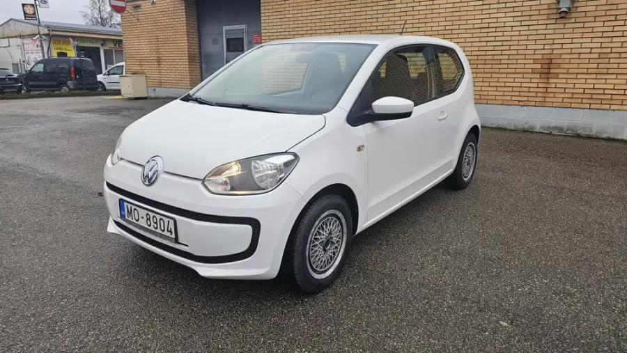 White Volkswagen Up 2014 in Riga, with an engine capacity of 1.00 L and mileage of 150 thousand km for 3850 €, photo 1 on AUTOMOTO.COM.LV