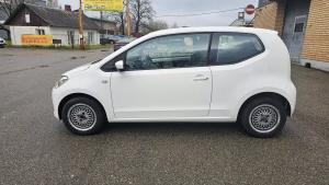 White Volkswagen Up 2014 in Riga, with an engine capacity of 1.00 L and mileage of 150 thousand km for 3850 €, photo 9 on AUTOMOTO.COM.LV