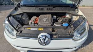 Balts Volkswagen Up 2014 Rīga, ar dzinēja tilpumu 1.00 L un nobraukumu 103 tūkst. km par 4850 €, foto 8 vietnē AUTOMOTO.COM.LV