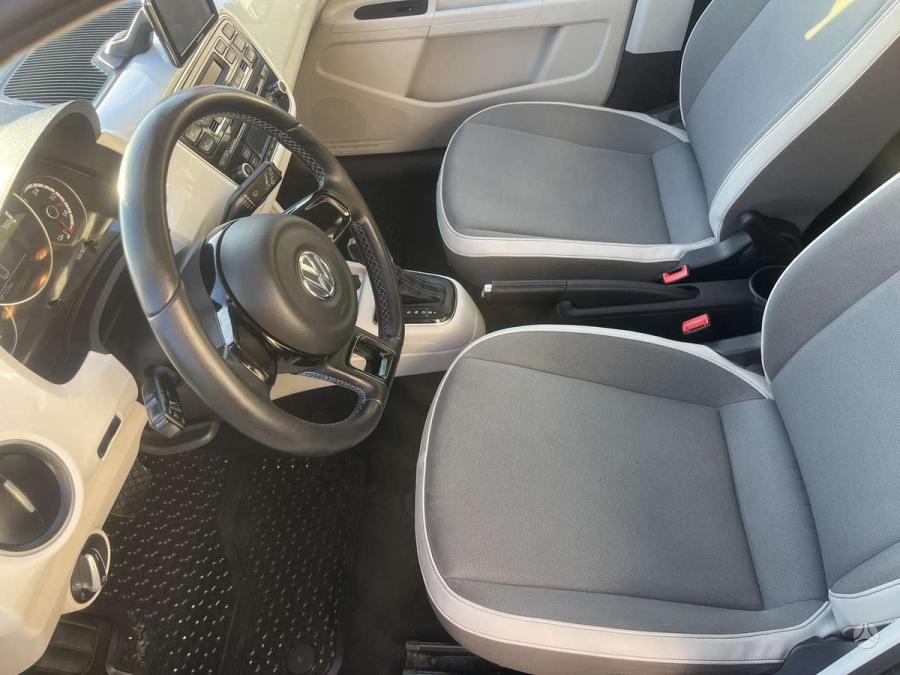 White Volkswagen Up 2014 in Utena, with an engine capacity of 0.00 L and mileage of 120 thousand km for 5100 €, photo 10 on AUTOMOTO.COM.LV