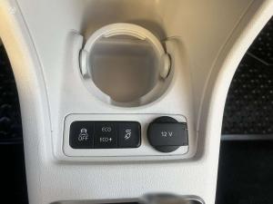 White Volkswagen Up 2014 in Utena, with an engine capacity of 0.00 L and mileage of 120 thousand km for 5100 €, photo 18 on AUTOMOTO.COM.LV
