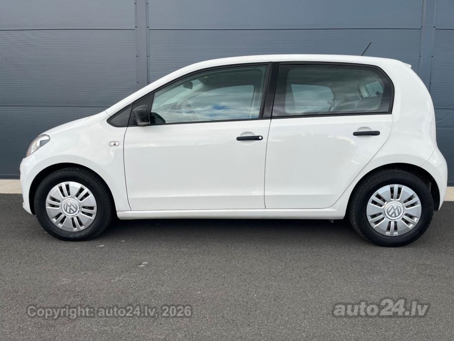White Volkswagen Up 2014 in Kuressaare, with an engine capacity of 1.00 L and mileage of 79 thousand km for 4790 €, photo 9 on AUTOMOTO.COM.LV