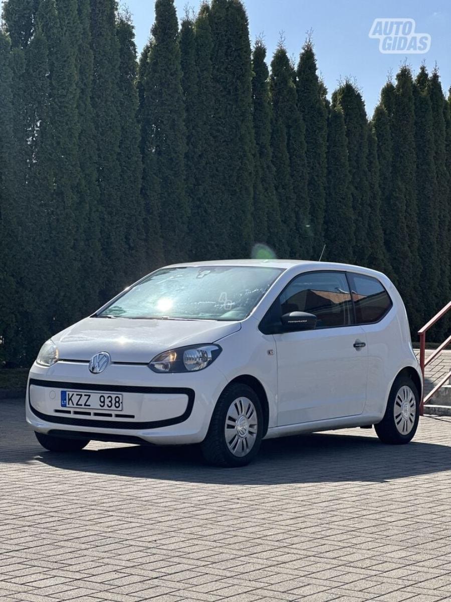 White Volkswagen Up 2015 in Vilnius, with an engine capacity of 1.00 L and mileage of 142 thousand km for 3200 €, photo 8 on AUTOMOTO.COM.LV