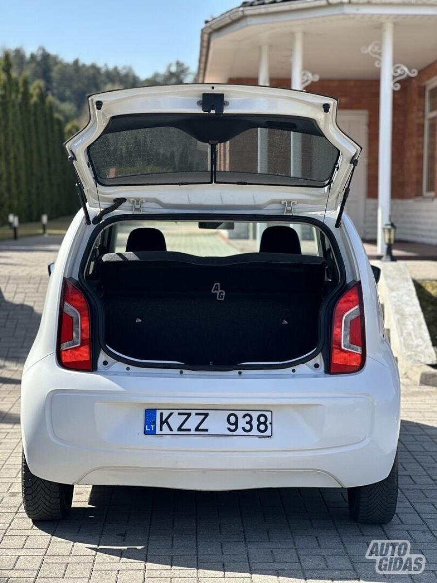 White Volkswagen Up 2015 in Vilnius, with an engine capacity of 1.00 L and mileage of 142 thousand km for 3200 €, photo 18 on AUTOMOTO.COM.LV