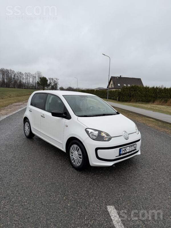 White Volkswagen Up 2016 in Riga, with an engine capacity of 1.00 L and mileage of 178 thousand km for 4800 €, photo 3 on AUTOMOTO.COM.LV